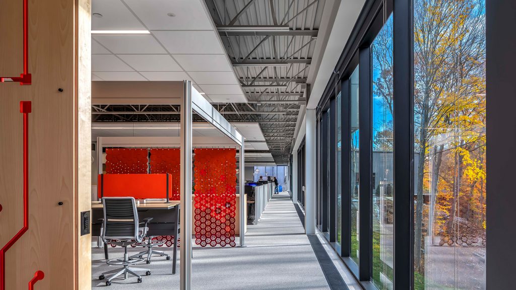 A Corporate Treehouse in the Woods - Integrated Architecture